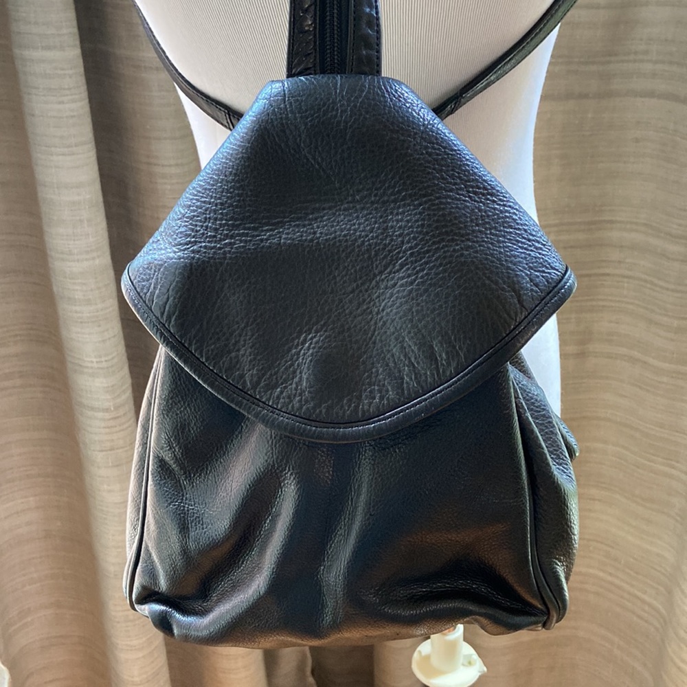 Canyon Outback Convertible Leather Backpack / Shoulde… - Gem